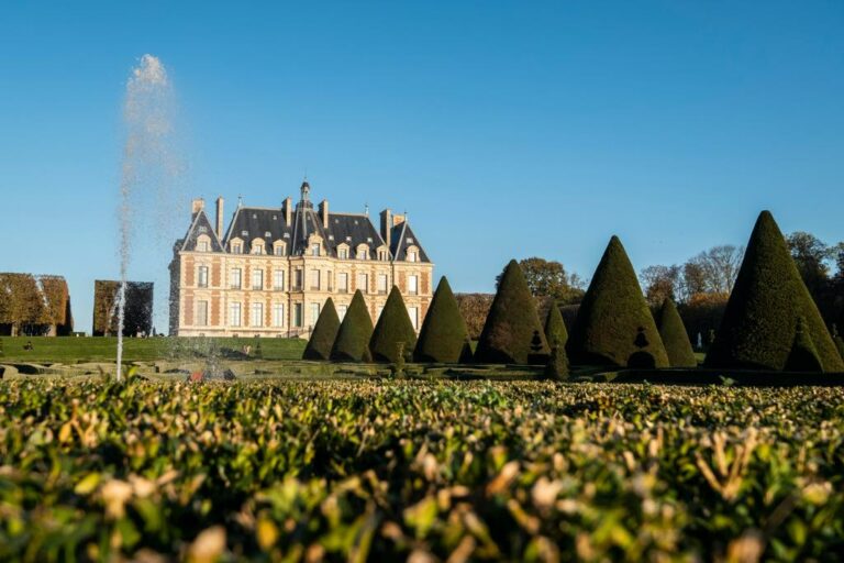 Photo exhibition in the Parc de Sceaux | Paris Update